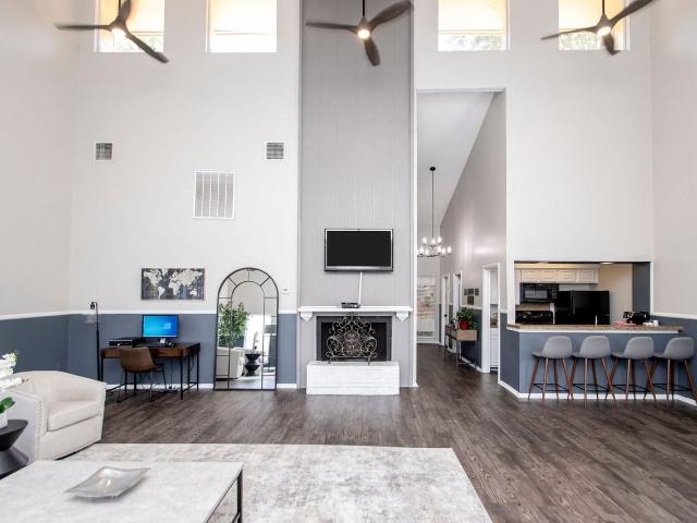 Barrington Hills Apartments 2 Bedroom Apartment for Rent at 1221 Reservoir Rd, Little Rock, AR 72227 Reservoir
