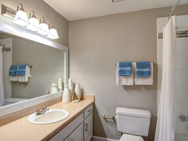 Barrington Hills Apartments 2 Bedroom Apartment for Rent at 3352 Chelsea Park Ln, Peachtree Corners, GA 30092