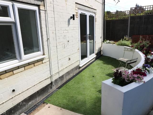 Barrington House, Guildford Road, Westcott, Dorking RH4, 1 bed flat to rent, £1,150 pcm | PrimeLocation