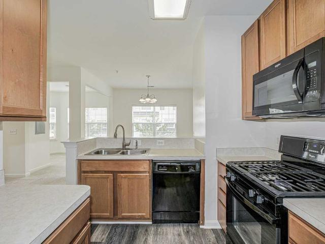 Barrington Park 2 Bedroom Apartment for Rent at 10275 Dorchester Pl, Manassas, VA 20110