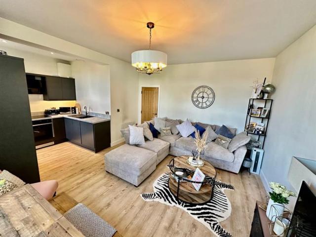 Barrington Road, Altrincham, 2 bedroom, Apartment