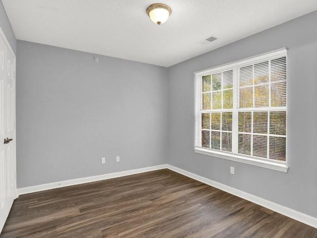 Barrington Woods Townhomes 1 Bedroom Apartment for Rent at 818 Barrington Woods Cv, Southaven, MS 38671