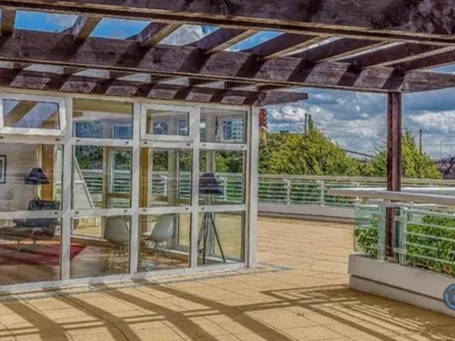 Barrier Point Road, London, E16 2SE, United Kingdom | 2 bed apartment for rent #168180757 | Rentberry