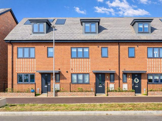 Barrosa Way, Milton Keynes MK8, 4 bed terraced house to rent, £1,850 pcm | PrimeLocation