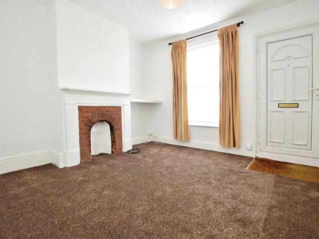 Barrow Green, Teynham, Sittingbourne ME9, 2 bed terraced house to rent, £1,200 pcm | PrimeLocation