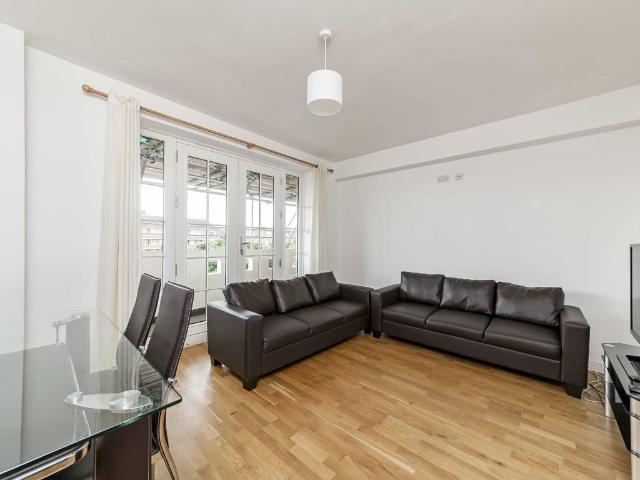Barrow Hill Estate, St John's Wood NW8, 4 bed flat to rent, £5,500 pcm | PrimeLocation