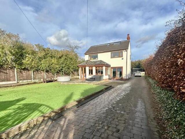 Barrowby Lane, Garforth, 4 Bedroom Detached