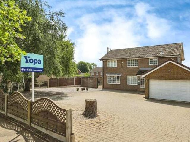 Barrowby Road, Grantham, 4 Bedroom Detached