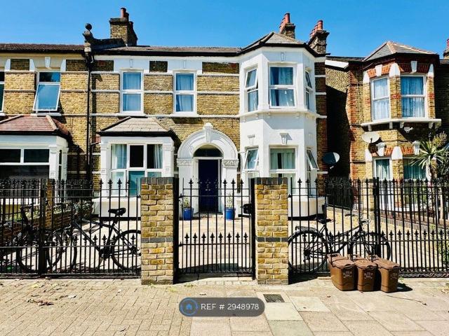 Barry Road, London SE22, Room to rent, £800 pcm | PrimeLocation