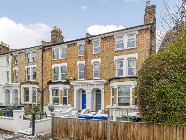 Barry Road, London SE22 1 bed flat to rent £1,650 pcm £381 pw