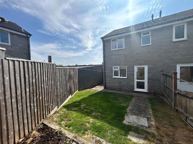 Barrymore Close, Langport, Somerset, TA10