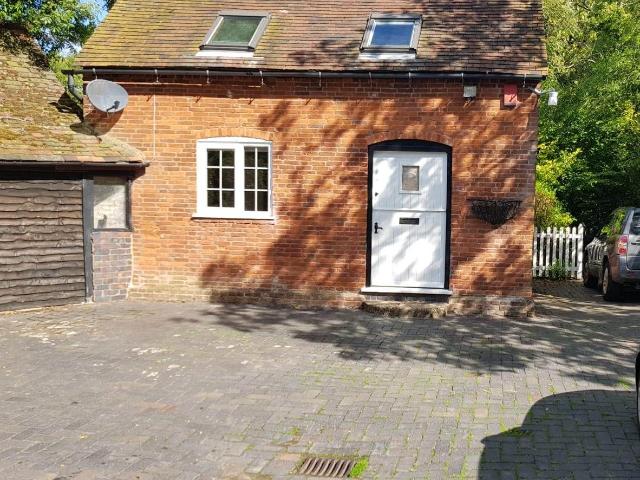 Barston Lane, Balsall Common CV7, 1 bed barn conversion to rent, £825 pcm | PrimeLocation