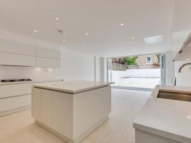 Basuto Road, London 4 bedrooms Property for lettings Brik API