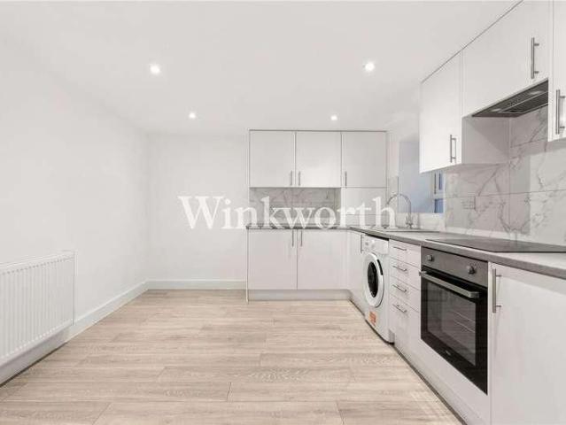 Basement, Wightman Road, London, N4