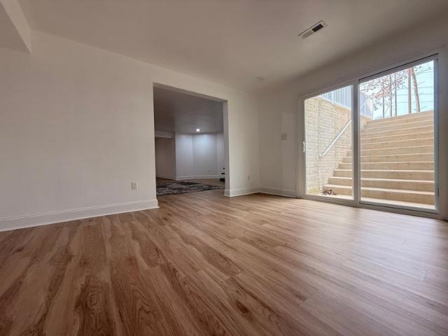 Basement Aprtment in Fredericksburg | 1 Bed Full B