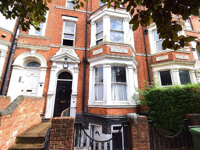 Basement Flat, East Park Parade, Northampton NN1, 1 bed flat to rent, £875 pcm | PrimeLocation
