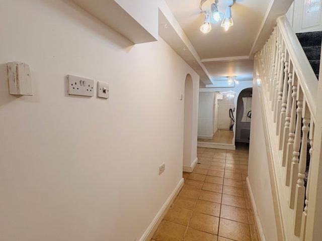 Basement Flat for Short Term Lets, Nurse, Doctors