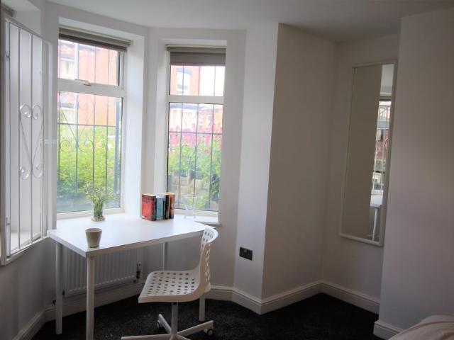 Basement Flat, 30 Ebor Place, LS6 1NR, Leeds