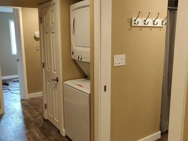 Basement Lower level Apartment