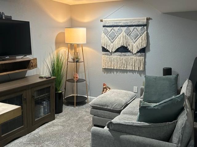 Basement room available for short term rental