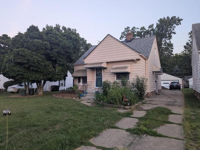 Basement Studio Available in Cute Bungalow