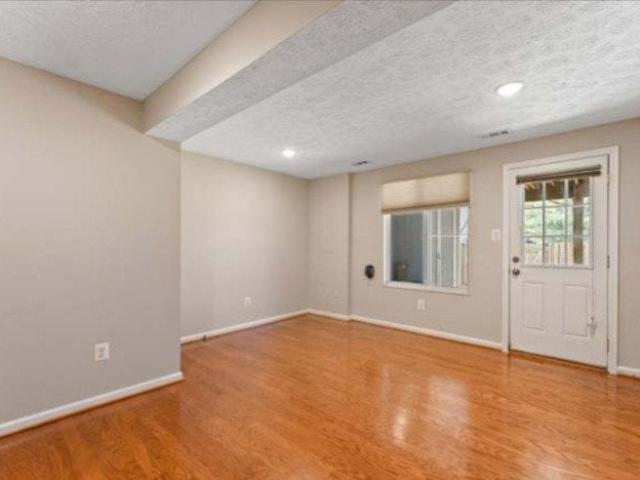 Basement STUDIOFemale Tenant