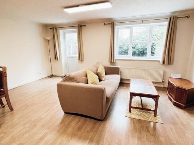 Basevi Way, London SE8, 3 bed terraced house to rent, £3,100 pcm | PrimeLocation