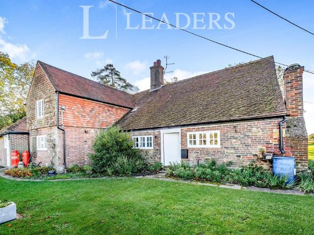 Bashurst Hill, Itchingfield, Horsham. 1 bed house to rent £1,025 pcm £237 pw