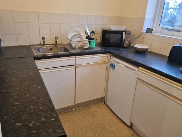 Basildon 1 bed in a flat share to rent £1,291 pcm £298 pw
