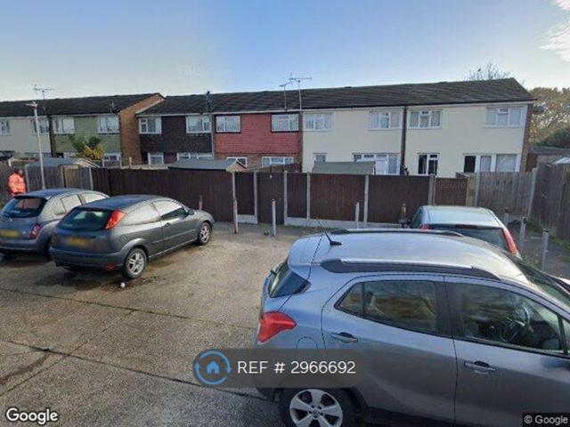 Basildon, Basildon SS14, Room to rent, £795 pcm | PrimeLocation