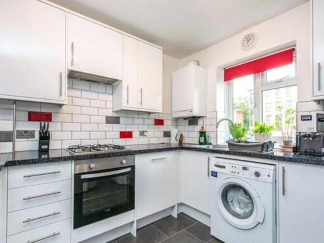 Basing Way, Finchley, 2 Bedroom Apartment