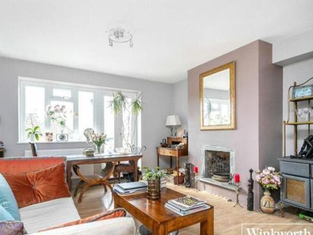Basing Way, Finchley, 2 Bedroom Apartment