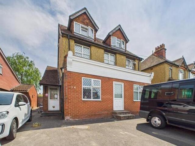 Basingstoke Road, Reading, 12 Bedroom Detached