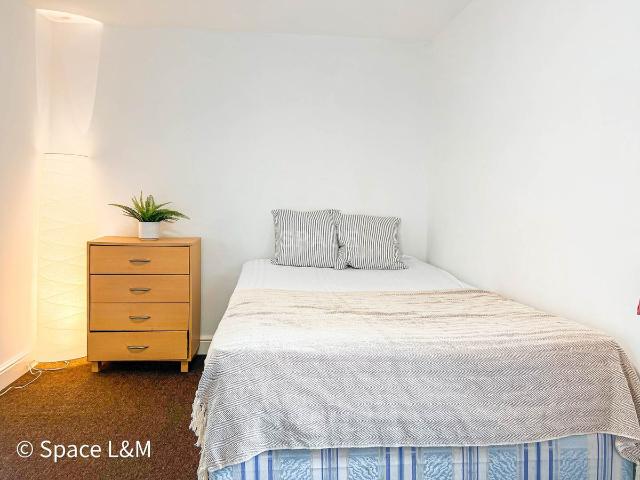 Basingstoke Road, Reading, Berkshire RG2, Room to rent, £550 pcm | PrimeLocation