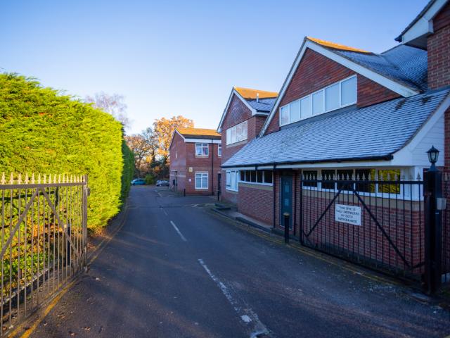 Basingstoke Road, Riseley, Reading, Berkshire RG7, 1 bed flat to rent, £950 pcm | PrimeLocation