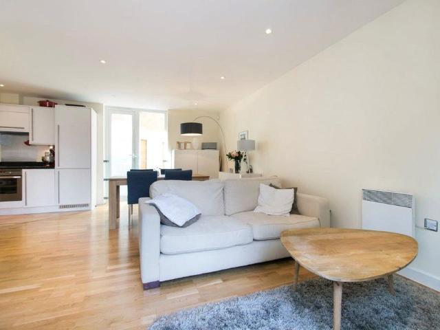 Basire Street, London, N1 8PN
