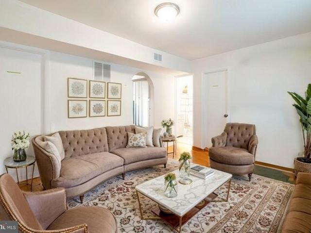 Bass Ct, Alexandria, Home For Sale