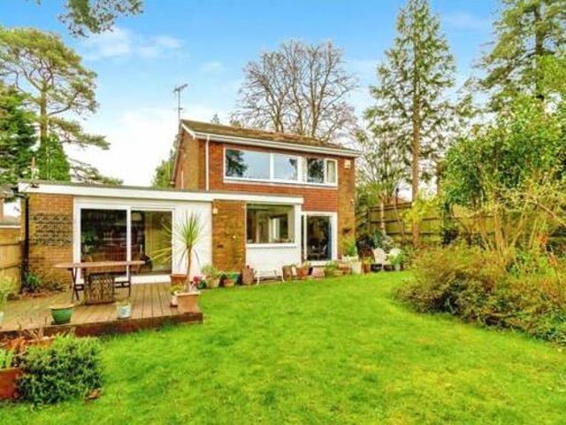 Bassett, Lingwood Close, Southampton, 4 Bedroom Detached