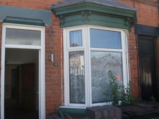 Bassett Street, South Wigston, Leicester. LE18, 2 bed terraced house to rent, £975 pcm | PrimeLocation