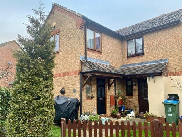 Batt Furlong, Aylesbury HP21, 2 bed property to rent, £1,450 pcm | PrimeLocation