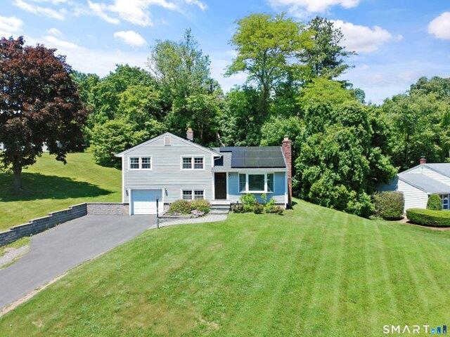 Batt Ln, East Haven, Home For Sale