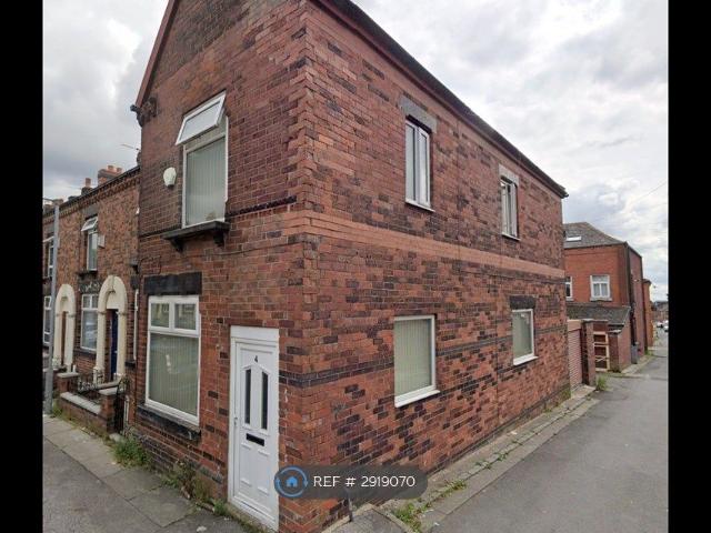 Battenberg Road, Bolton BL1, 3 bed semi detached house to rent, £1,200 pcm | PrimeLocation