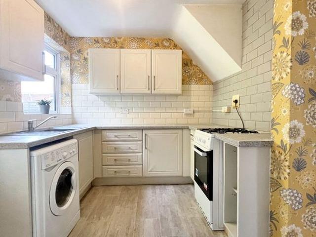 Battery Hill, Winchester SO22, 4 bedroom semi detached house to rent 68825871 | PrimeLocation