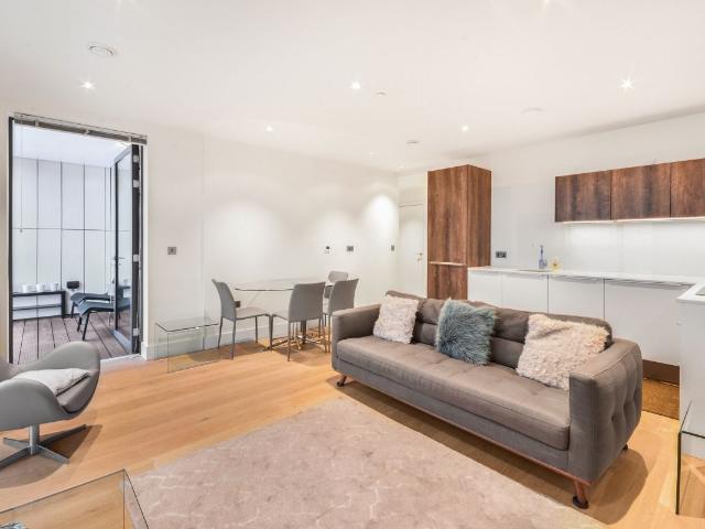 Battersea Exchange, London SW8, 1 bed flat to rent, £2,752 pcm | PrimeLocation