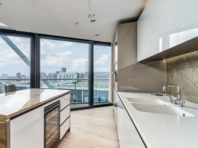 Battersea Park Road, Nine Elms, London, SW11 8AY, United Kingdom | 3 bed apartment for rent #138315695 | Rentberry