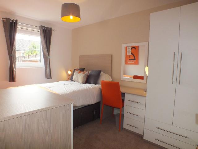 Battle Square, Reading RG30, Room to rent, £675 pcm | PrimeLocation