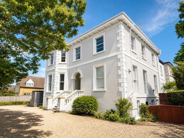 Battledown Approach, Cheltenham GL52, 2 bed flat to rent, £1,750 pcm | PrimeLocation