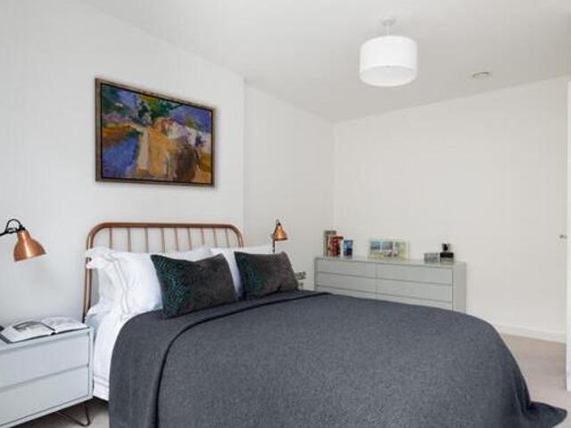 Batavia Road, London, 3 Bedroom Apartment