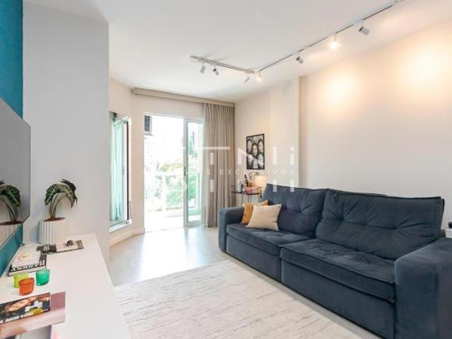 Batel, 1 quarto suite, com 56m. Mobiliado