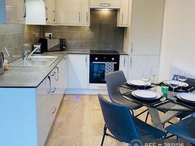 Bateman Mews, Cambridge, CB2 1 bed flat to rent £1,950 pcm £450 pw